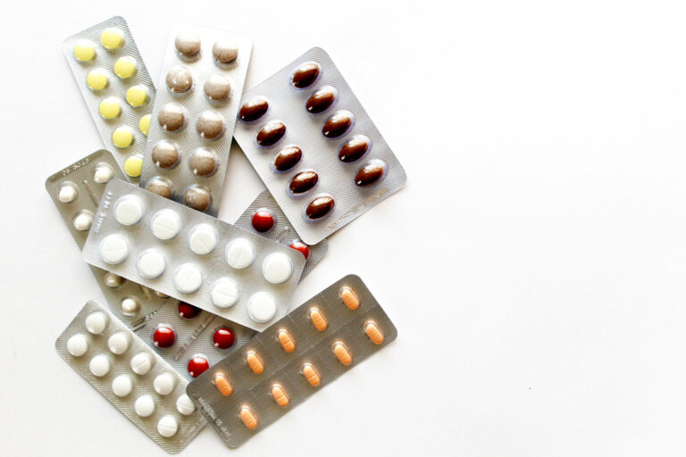 Anvisa aprova a prescrição eletrônica de medicamentos controlados, com ...